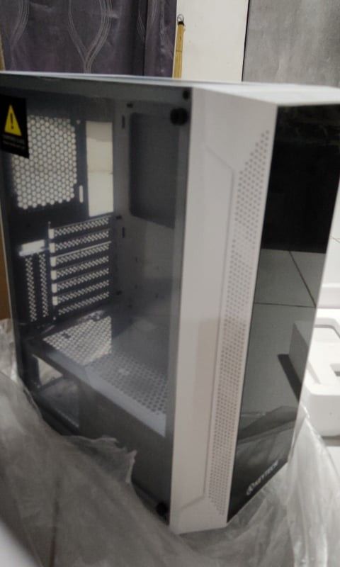 PC Case!!! For sale 1.5k, Computers & Tech, Parts & Accessories ...