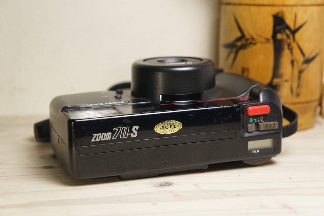 Pentax Zoom 70s Film Camera, Photography, Cameras on Carousell