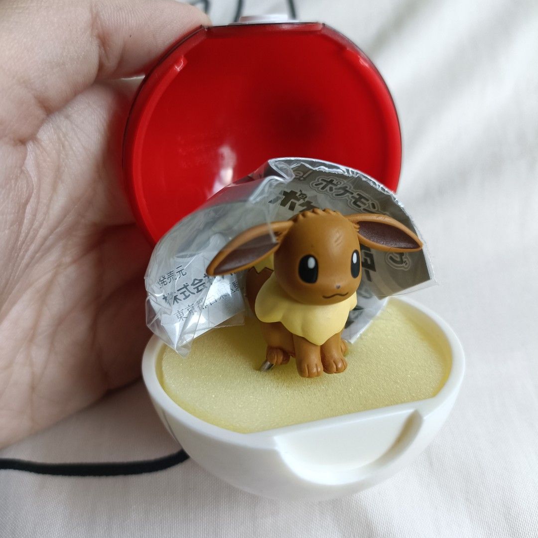 Pokémon rings gachapon capsule Bandai gasha ringcolle Japan pokemon ...