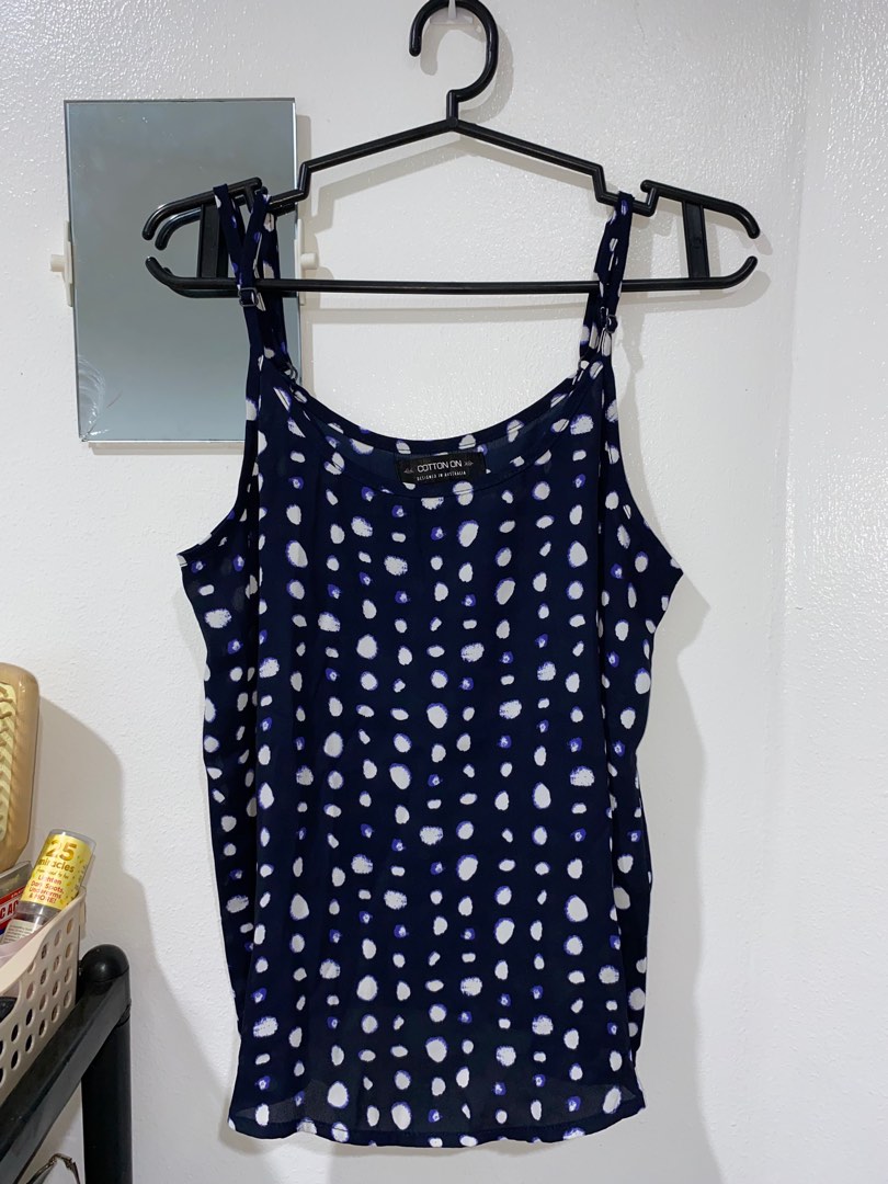 Polkadots Top, Women's Fashion, Tops, Sleeveless on Carousell