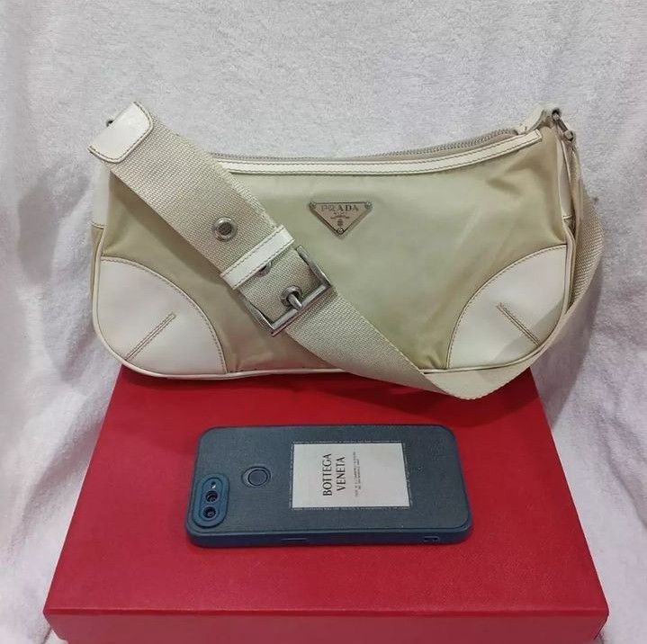 PRADA MADE IN ITALY, Fesyen Wanita, Tas & Dompet di Carousell