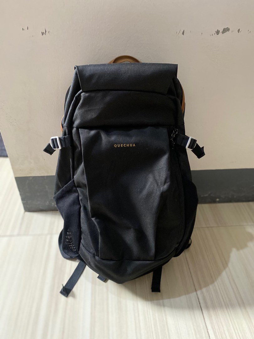 QUECHUA BACKPACK, Men's Fashion, Bags, Backpacks on Carousell