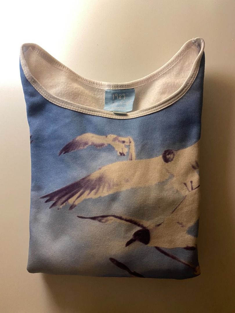 RARE: Taylor Swift 1989 Seagull Sweater, Women's Fashion, Tops ...