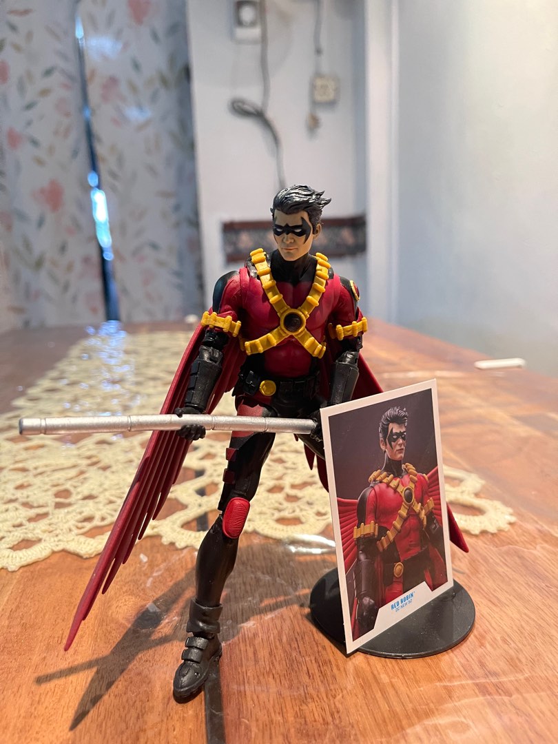 Red Robin - 1:10 Scale Action Figure, 7"- DC Multiverse - McFarlane ...