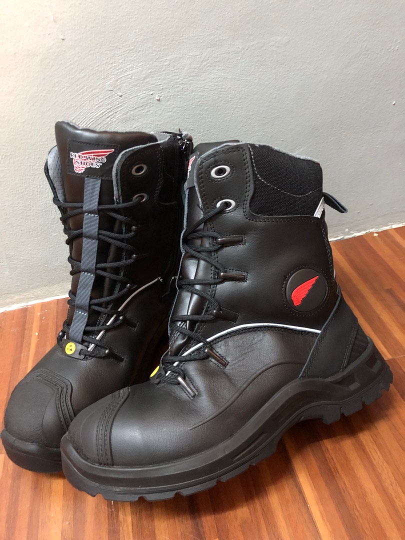 RED WING 3207 8" BOOTS, Men's Fashion, Footwear, Boots on Carousell