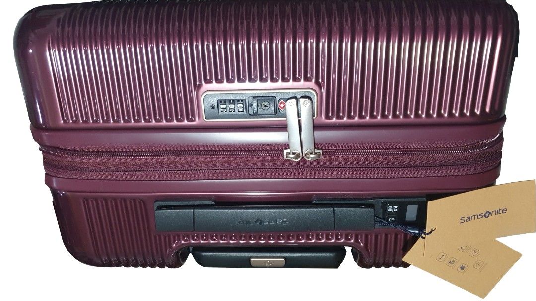 Samsonite Zelta 69cm Spinner Expandable with Built-in Scale, Hobbies ...