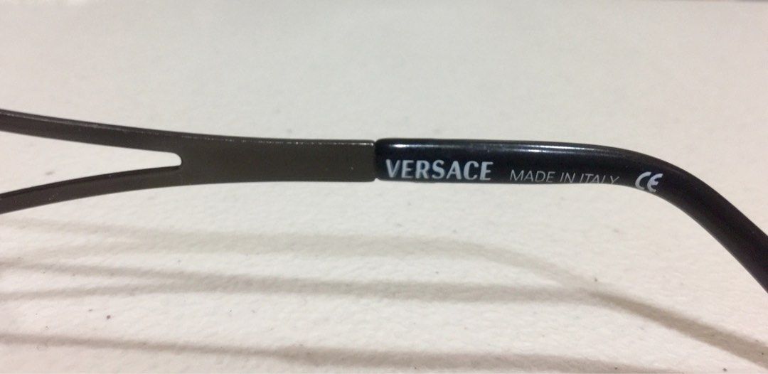 Signature Shades, Women's Fashion, Watches & Accessories, Sunglasses ...