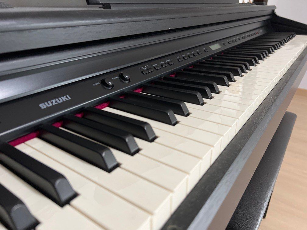 Suzuki Digital Piano SCP-88, Hobbies & Toys, Music & Media, Musical ...