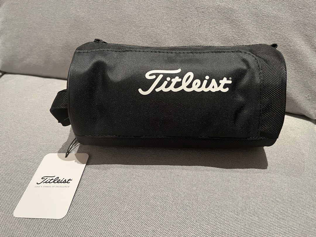 Titleist Next Gen Valuables Pouch, Sports Equipment, Sports & Games ...