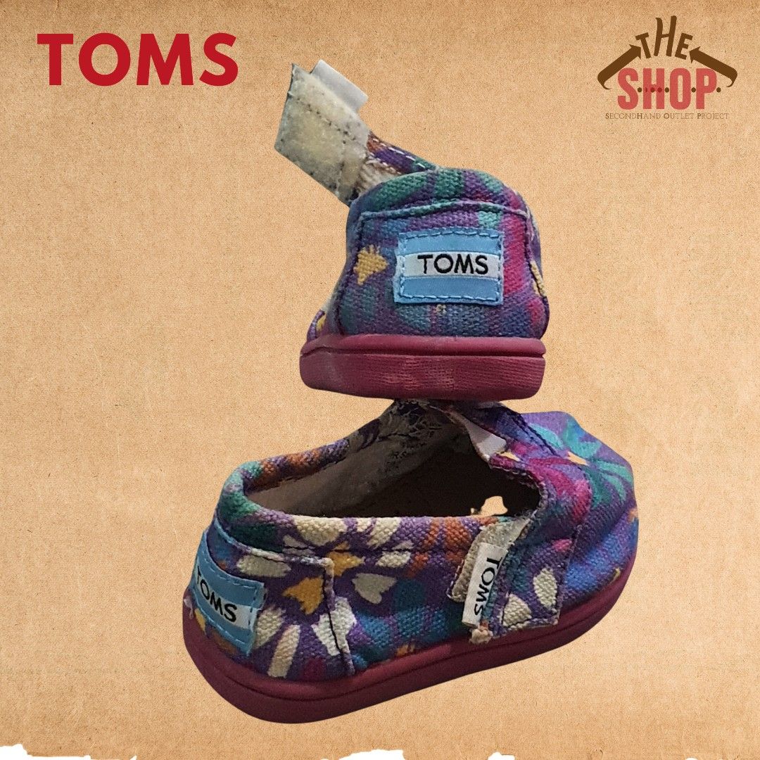 TOMS | Purple Daisy Canvas Classics - Tiny, Babies & Kids, Babies ...