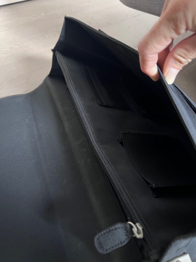 Van Garie brief case leather, Men's Fashion, Bags, Briefcases on Carousell