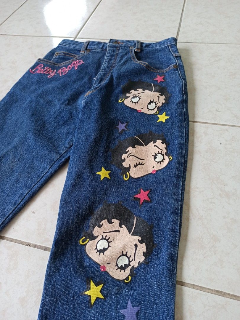 Vintage Betty Boop mom jeans size 25-26, Women's Fashion, Bottoms ...