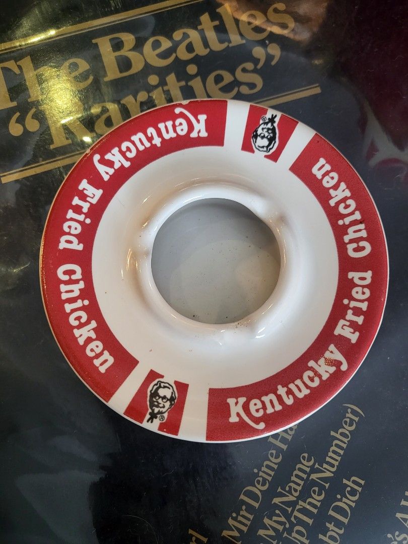Vintage KFC Ash Tray (rare), Hobbies & Toys, Memorabilia & Collectibles ...