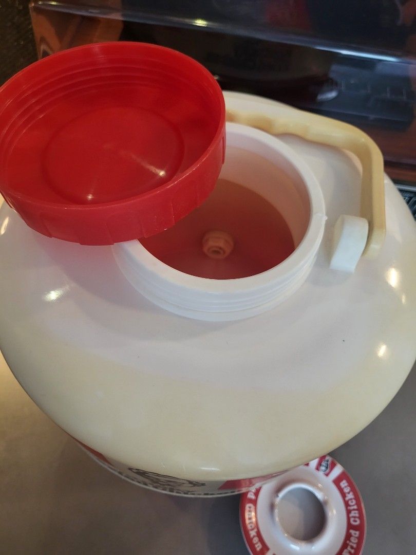 Vintage KFC Water Dispenser, Hobbies & Toys, Memorabilia & Collectibles ...