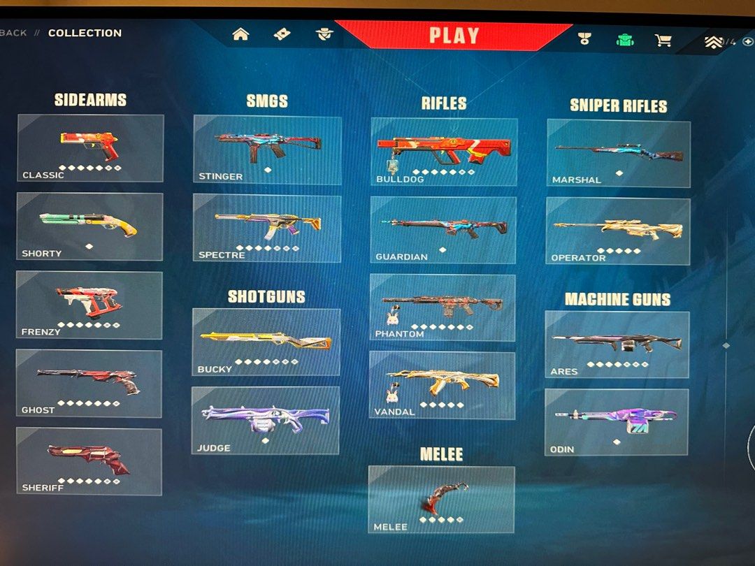 WTS 18 PREMS ASC 3 VALORANT ACCOUNT (REAVER KARAMBIT, GLITCHPOP AXE ...