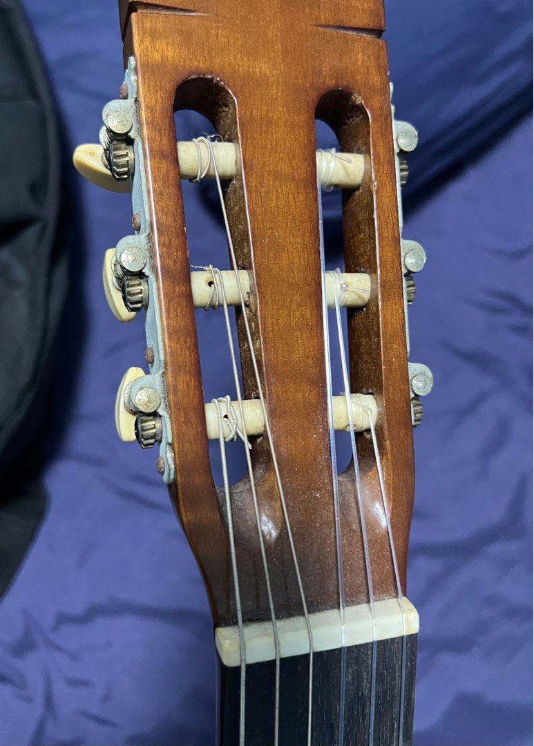 Yamaha C340 Classical Guitar, Hobbies & Toys, Music & Media, Musical ...