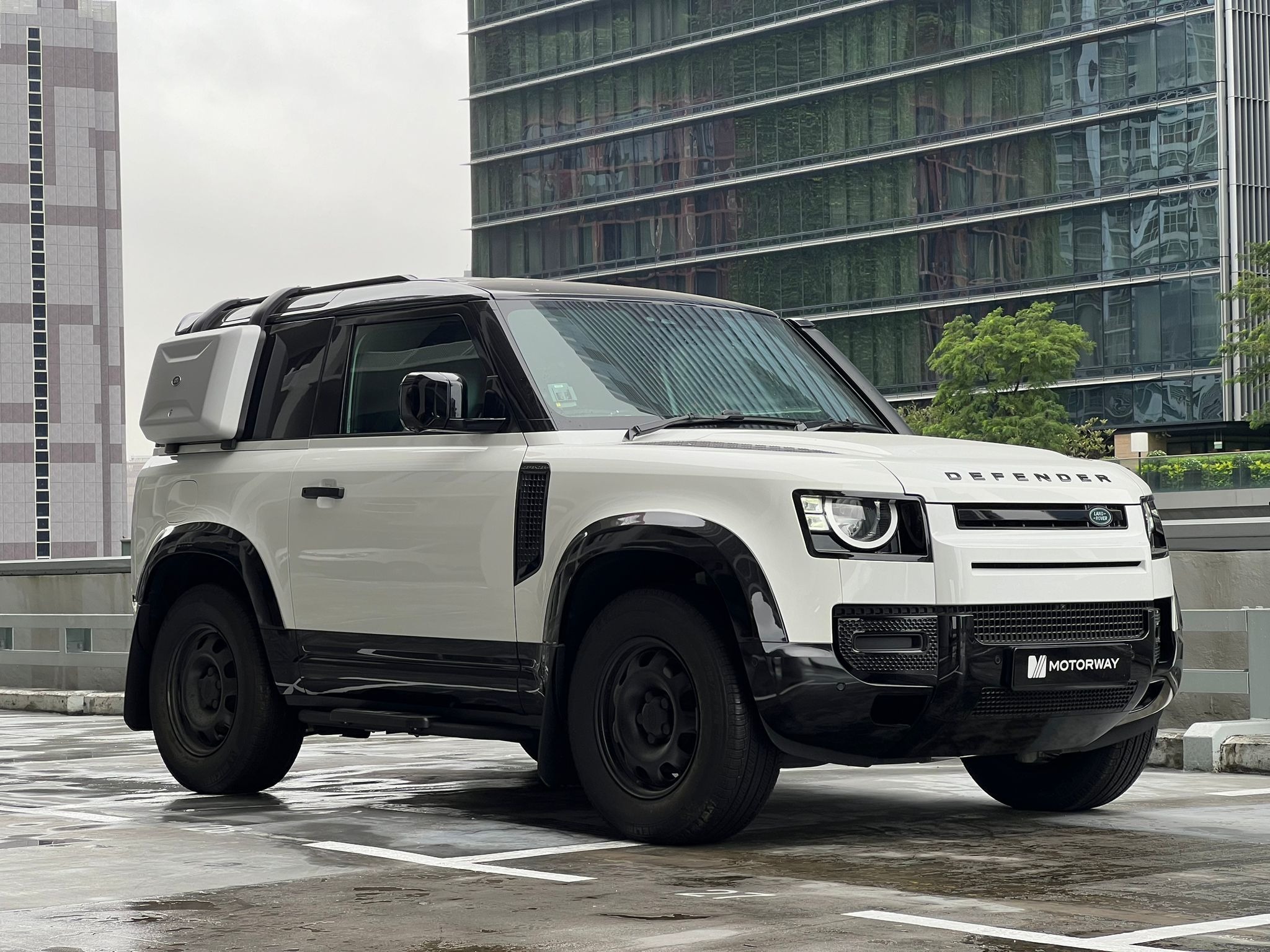 LAND ROVER DEFENDER 90 HARD TOP D200 MHEV 2-SEATER, Cars, Commercial ...