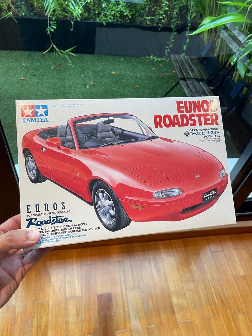 1/24 Tamiya Eunos Roadster MX-5 MX5 Miata model, Hobbies & Toys, Toys & Games on Carousell