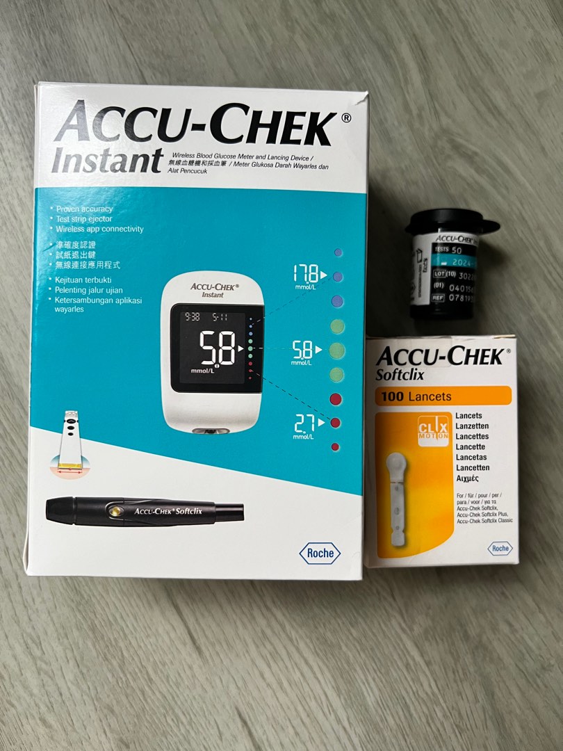 Accu-check Instant Blood Glucose Meter, Health & Nutrition, Medical ...
