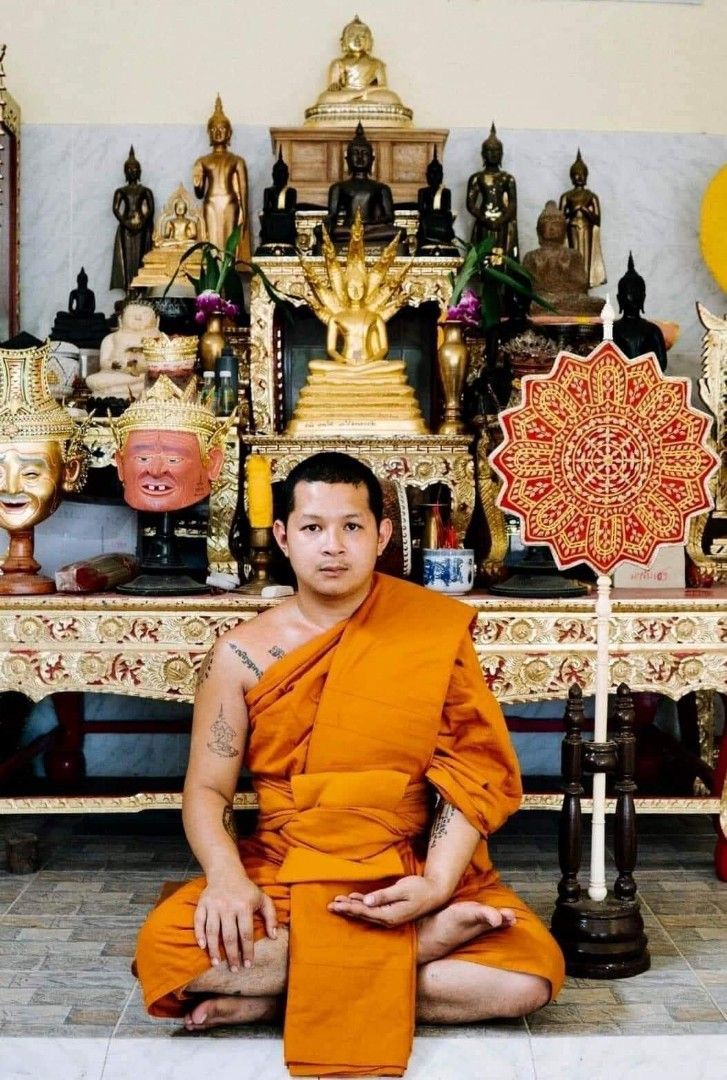 AJ Teerawat Wat Nong Ratchawat, Hobbies & Toys, Memorabilia ...