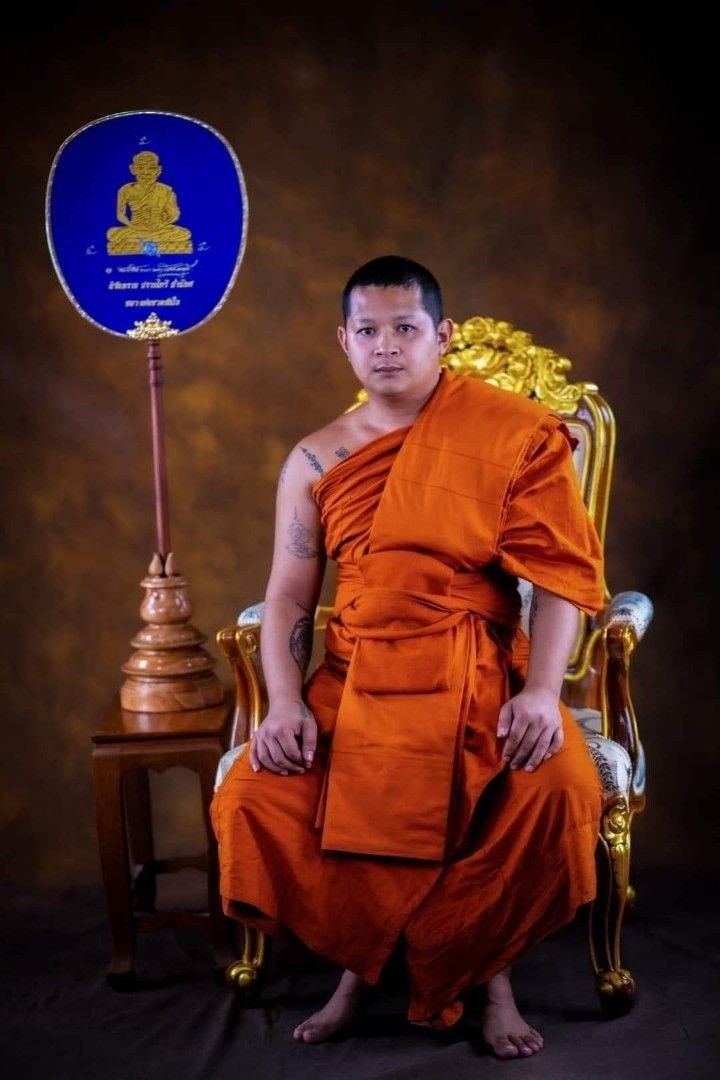 AJ Teerawat Wat Nong Ratchawat, Hobbies & Toys, Memorabilia ...