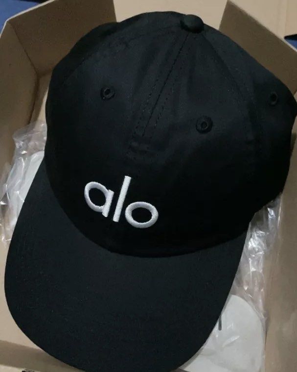 ALO YOGA OFF-DUTY CAP (AUTHENTIC Original 100% PO‼️), Fesyen Wanita ...