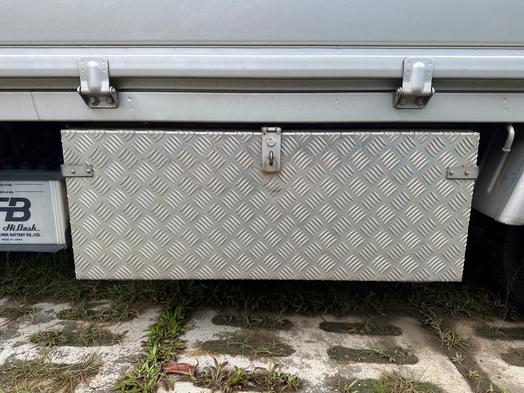 Aluminum toolbox for Toyota Dyna, Car Accessories, Accessories on Carousell