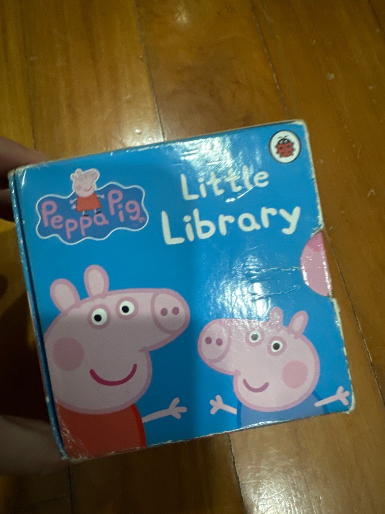 Book: Peppa Pig Little Library, Hobbies & Toys, Books & Magazines ...