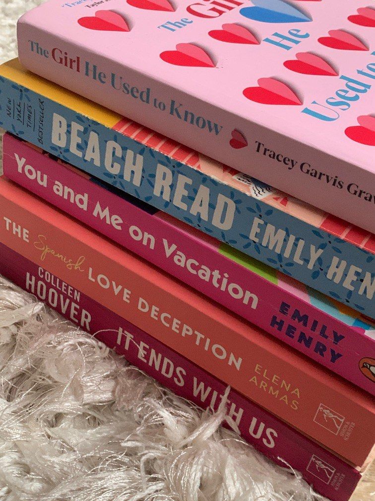 BookTok Colleen Hoover Emily Henry, Hobbies & Toys, Books & Magazines ...