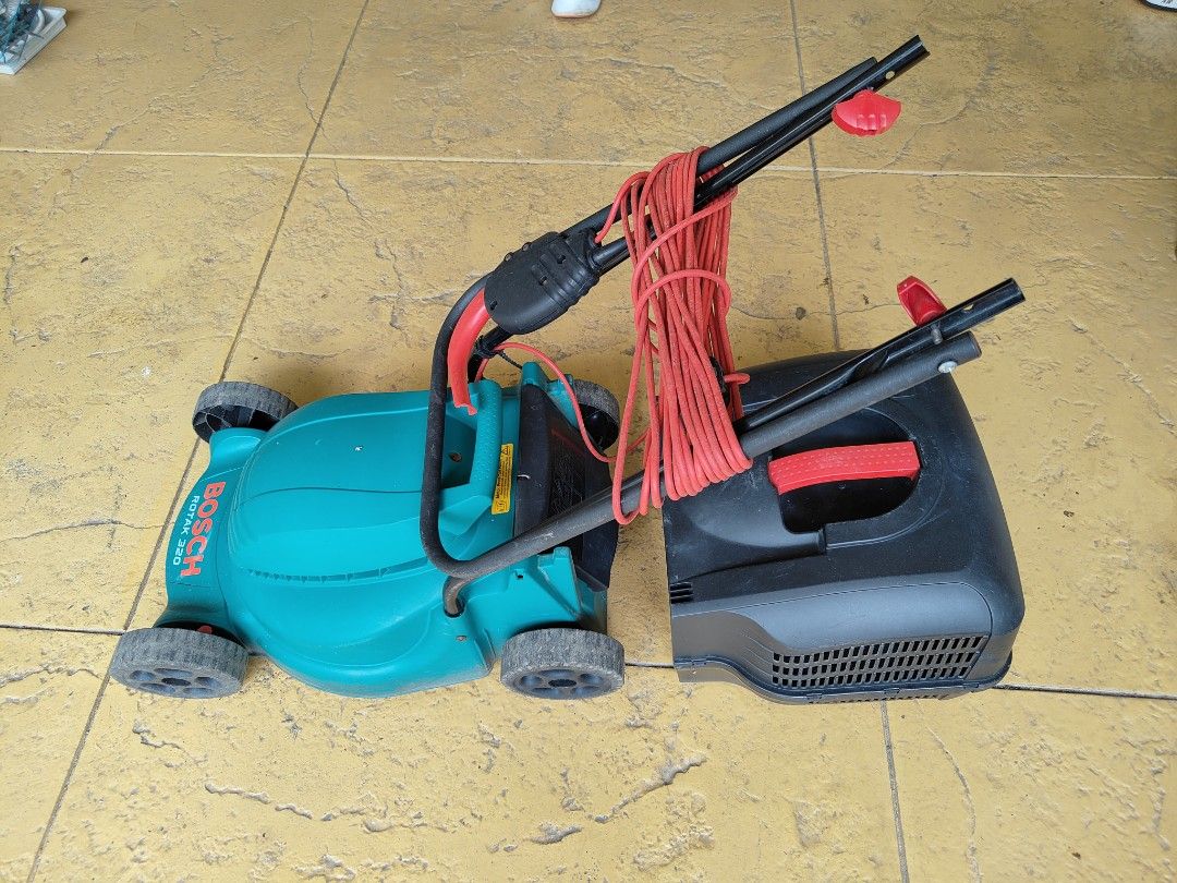 Bosch Rotak 320 lawn mower, Furniture & Home Living, Gardening, Grass ...