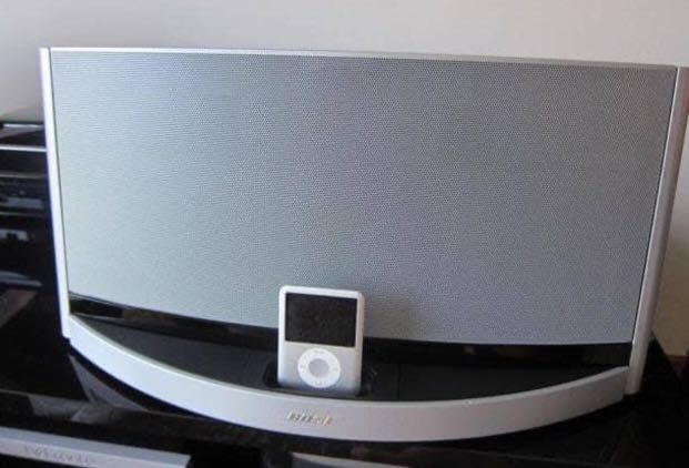 Bose iPod dock speakers, Audio, Soundbars, Speakers & Amplifiers on ...