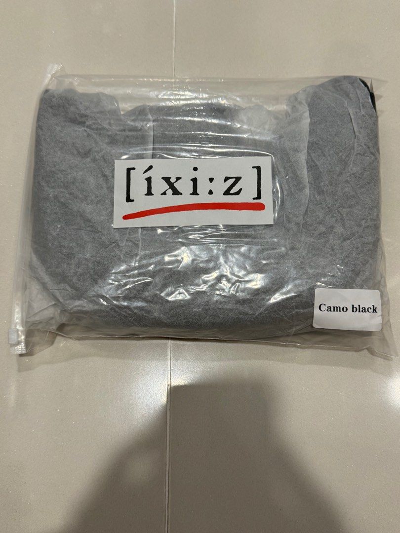 Brand new Ixiz messenger bag, Men's Fashion, Bags, Sling Bags on Carousell