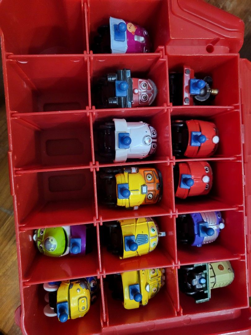 Chuggington trains, Hobbies & Toys, Toys & Games on Carousell