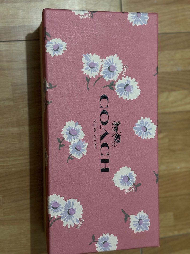 Coach set, Women's Fashion, Bags & Wallets, Purses & Pouches on Carousell