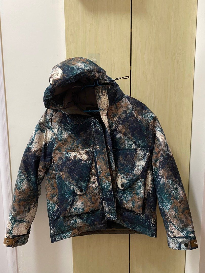 DISCOVERY PUFFER JACKET, Women's Fashion, Coats, Jackets and Outerwear ...