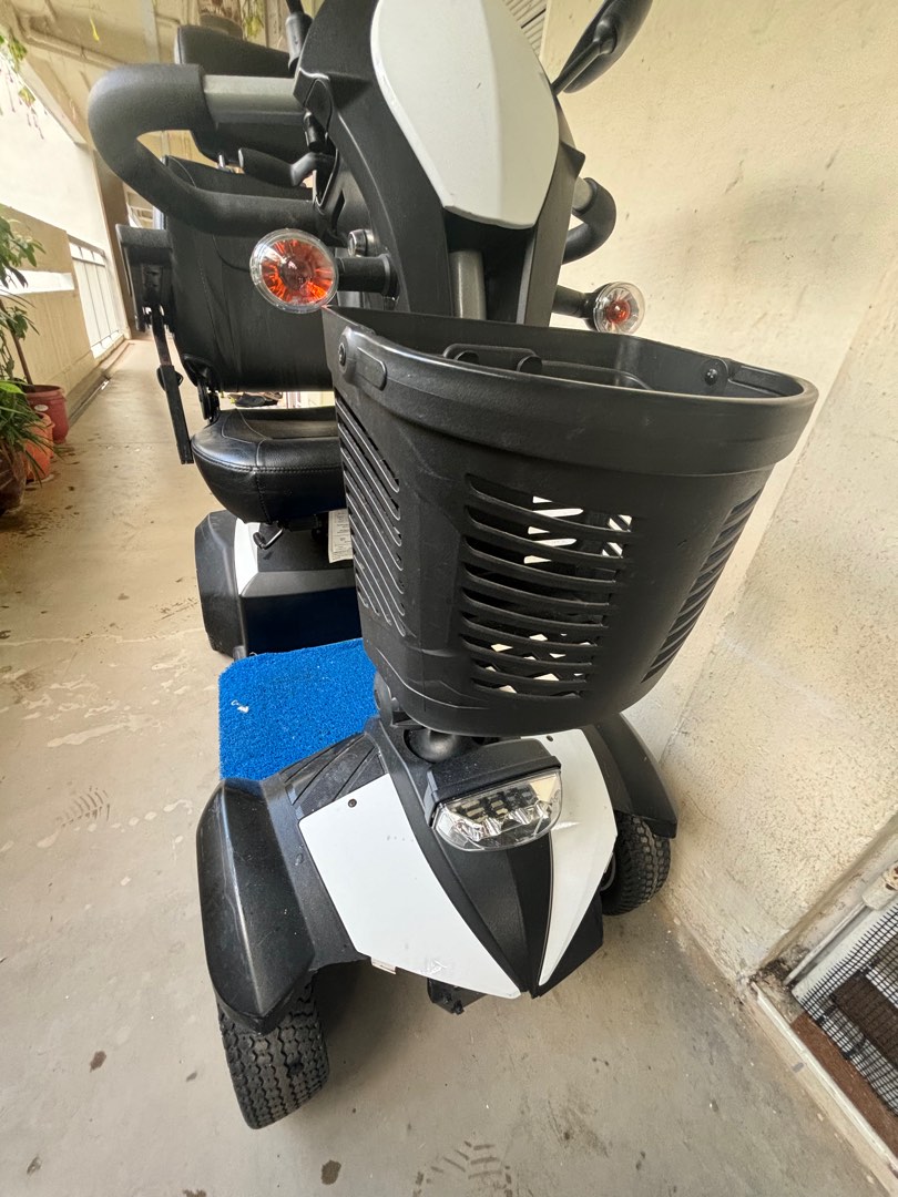 E-scooter, PMD, Sports Equipment, Bicycles & Parts, Bicycles on Carousell