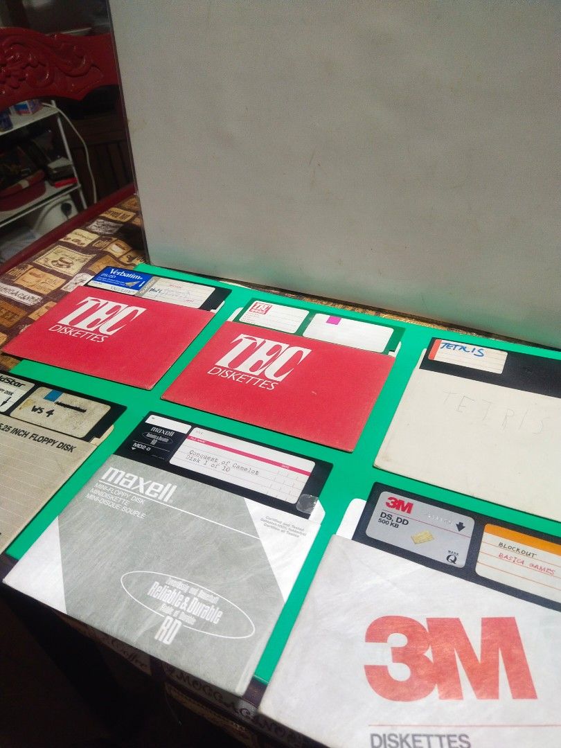 "FLOPPY DISK 5.5 Inches/17 pcs./assorted brands/All used/For display ...