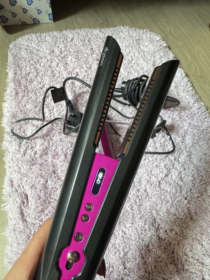 Hair Straightener, Beauty & Personal Care, Hair on Carousell