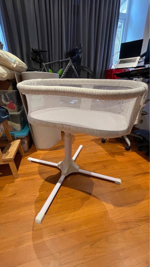 Halo BassiNest - baby bassinet, Babies & Kids, Baby Nursery & Kids ...
