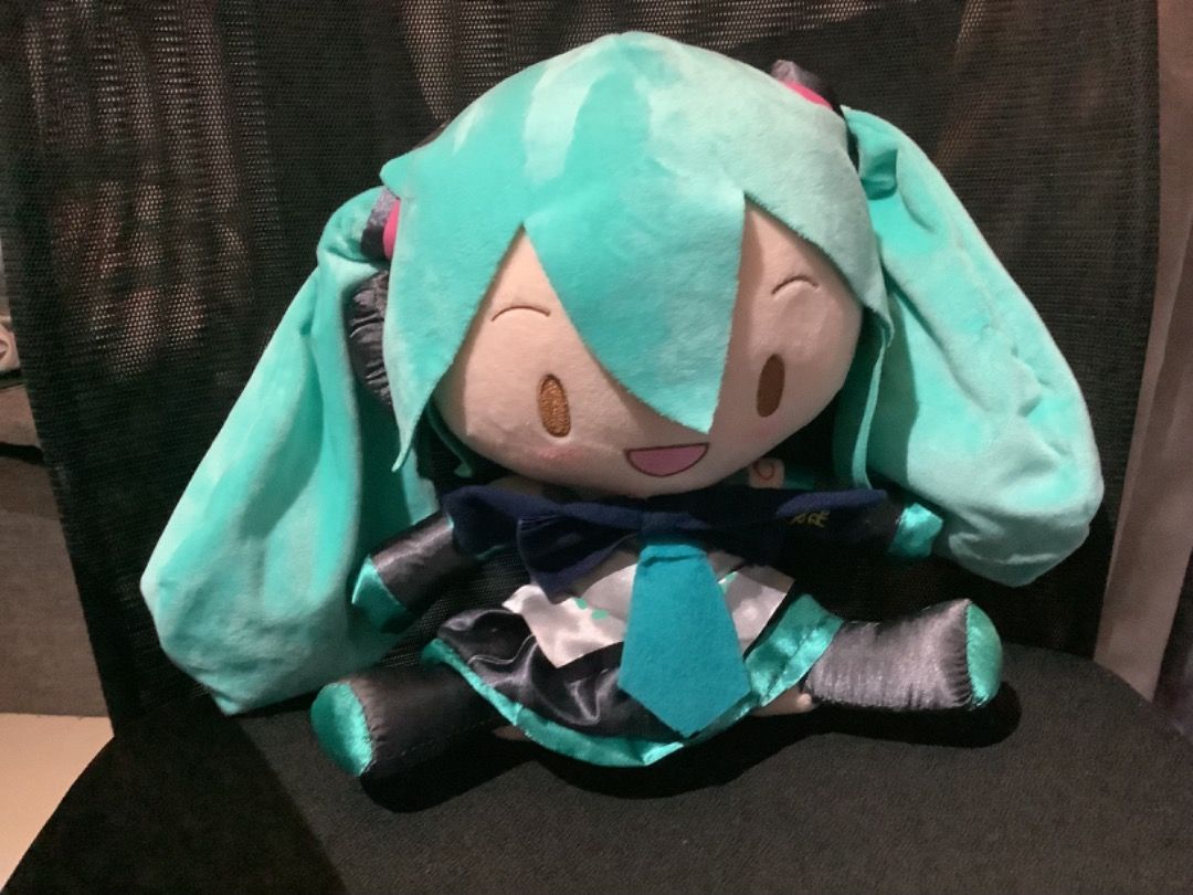 hatsune miku plush, Hobbies & Toys, Toys & Games on Carousell