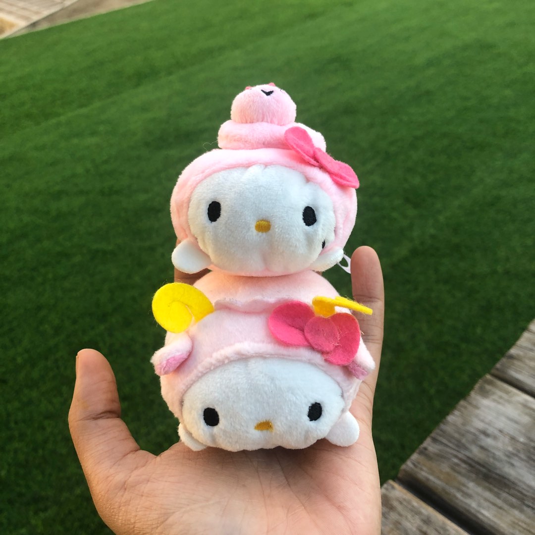 Hello Kitty Mochi, Hobbies & Toys, Toys & Games on Carousell