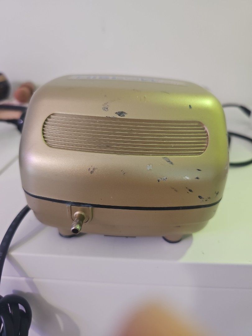 Hiblow baby, Pet Supplies, Homes & Other Pet Accessories on Carousell