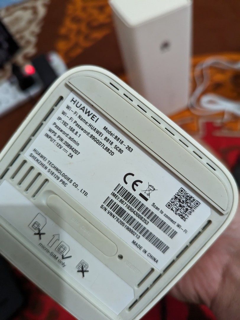 Huawei B818 moderm, Computers & Tech, Parts & Accessories, Networking ...