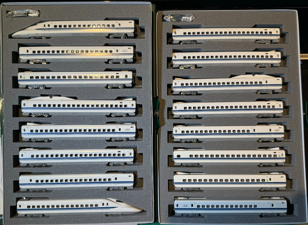 Kato 10-1645, 10-1646 700系新幹線「のぞみ」 全編16両, 興趣及遊戲, 玩具 & 遊戲類 - Carousell