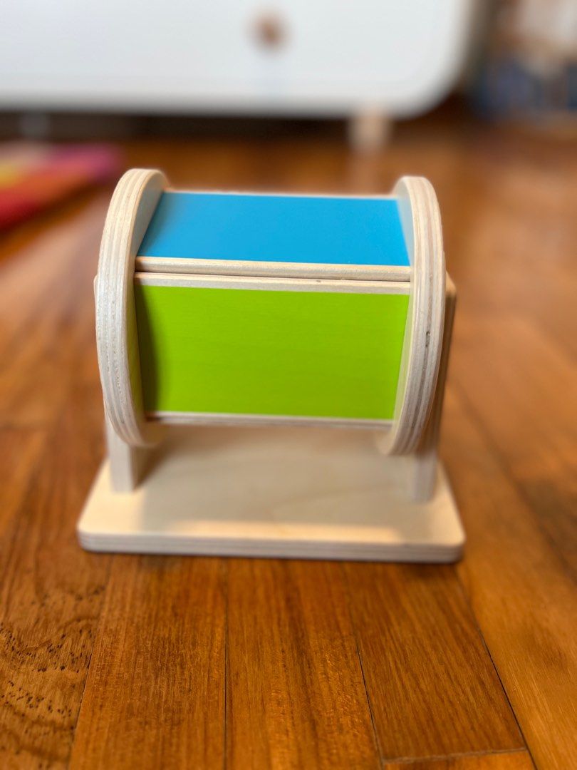 Lovevery colour Rolodex, Babies & Kids, Infant Playtime on Carousell