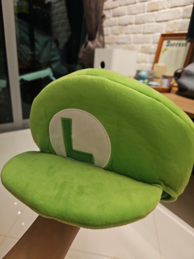 Luigi cap, Hobbies & Toys, Memorabilia & Collectibles, Fan Merchandise ...