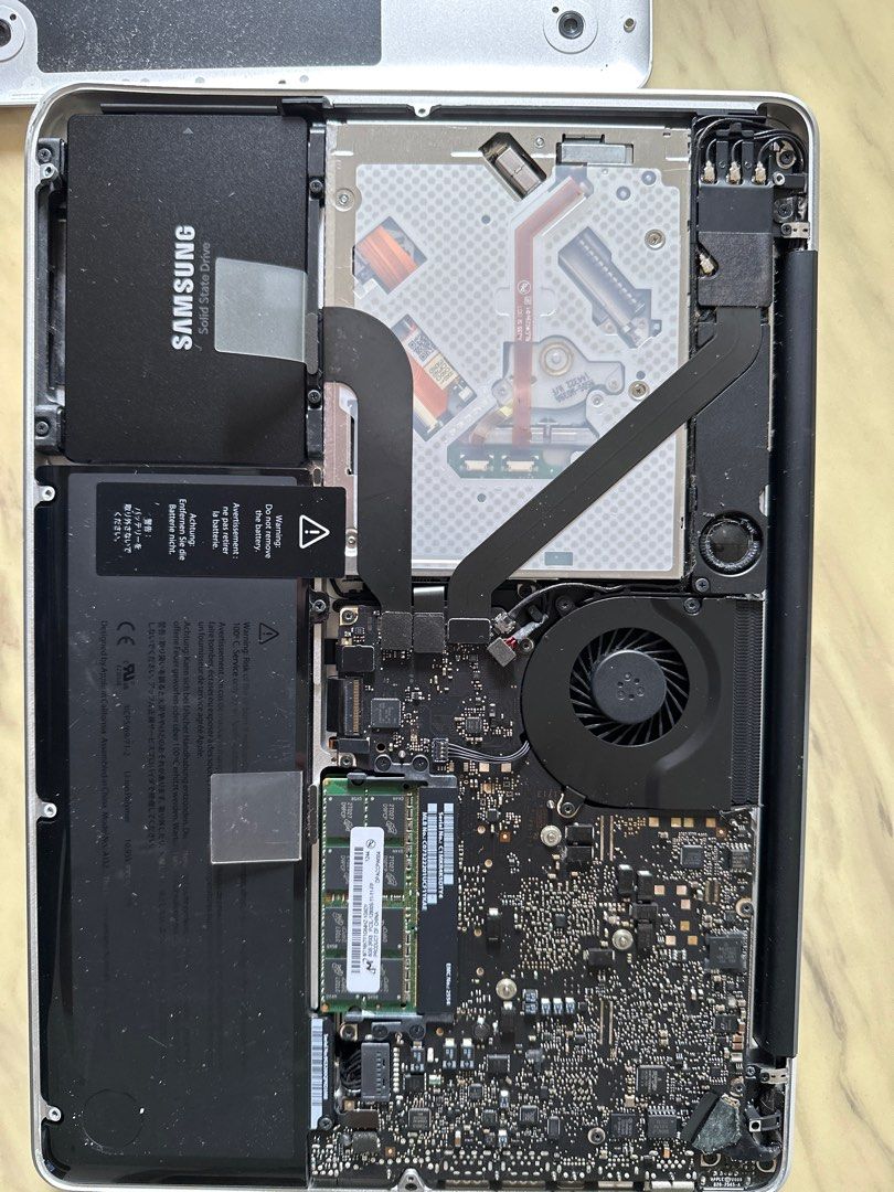 MacBook Pro old version, Computers & Tech, Laptops & Notebooks on Carousell