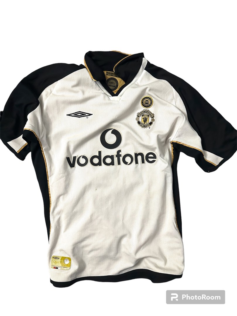 Manchester United Centenary Gold/White Reversible Kit, Men's Fashion ...