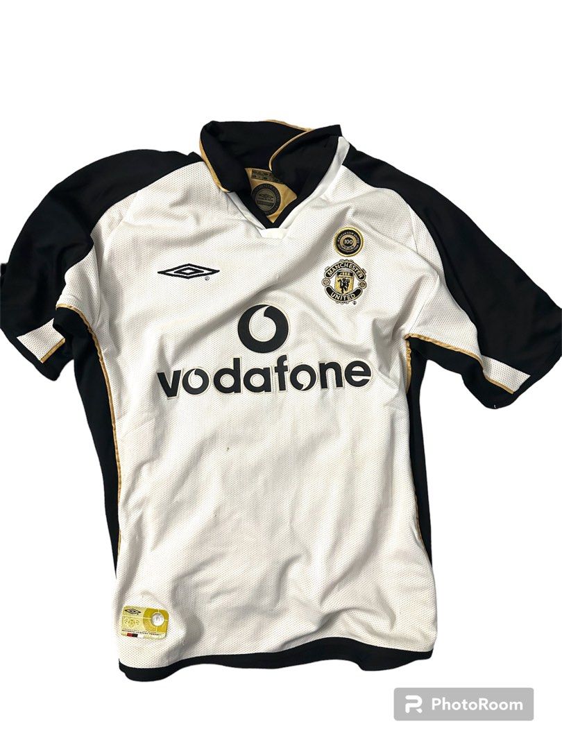 Manchester United Centenary Gold/White Reversible Kit, Men's Fashion ...