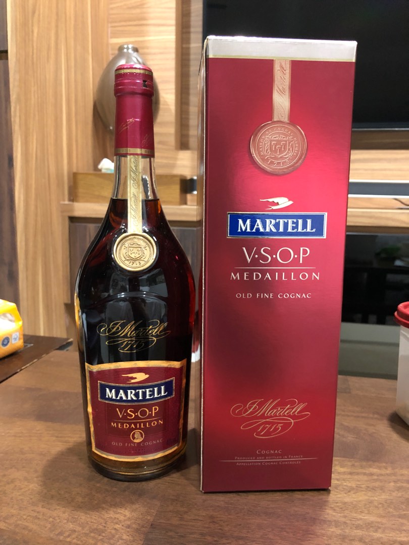 Martell VSOP Medaillon Old Fine Cognac, Food & Drinks, Other Food ...